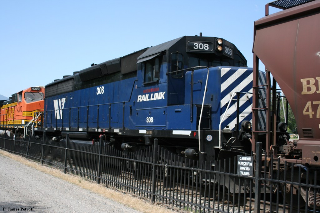 MRL 308 (SD45-2) roster shot
